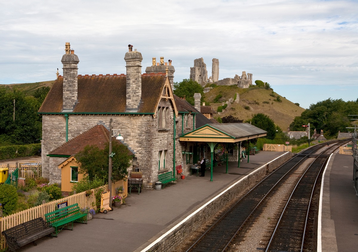 The best commuter villages in England